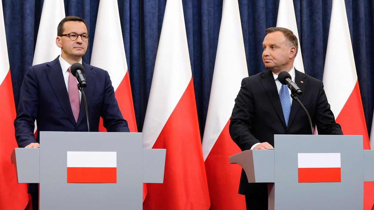 Najnowszy sondaż. Jak Polacy oceniają Mateusza Morawieckiego i Andrzeja Dudę? - rp.pl