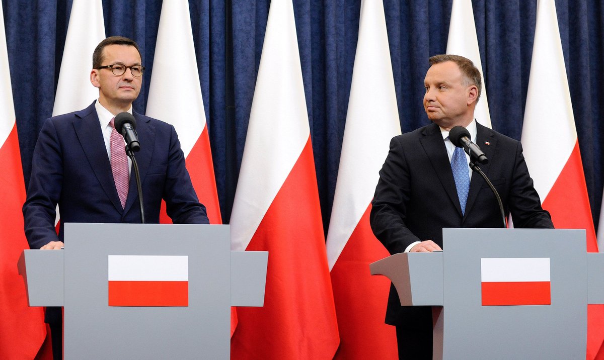 Najnowszy sondaż. Jak Polacy oceniają Mateusza Morawieckiego i Andrzeja Dudę? - rp.pl