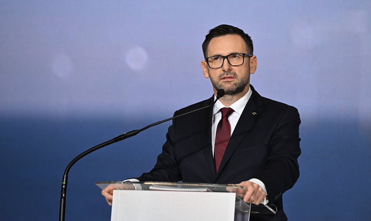 Daniel Obajtek kpi z cen paliw na stacjach Orlenu, choć są niższe niż rok temu - rp.pl