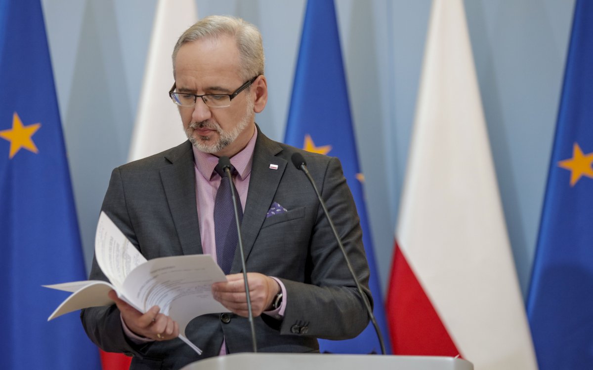 W PiS „irytacja” wobec Adama Niedzielskiego, ale zmiany ministra ...