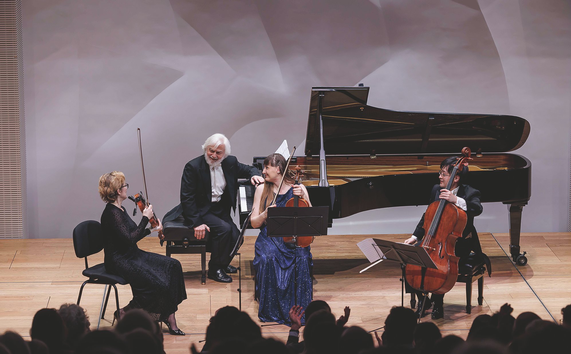 Krystian Zimerman wraca z partnerami. W nowej płycie nawiązuje do ...