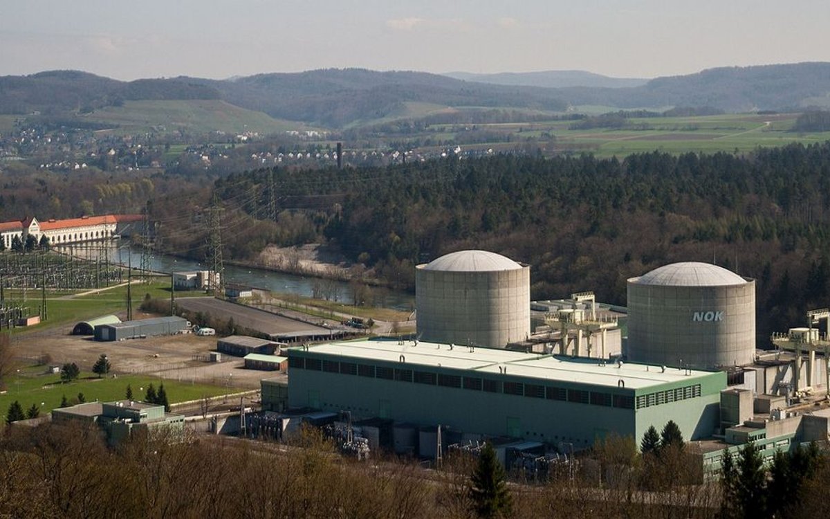 Szwajcaria na powrót włączy najstarszy reaktor atomowy - rp.pl