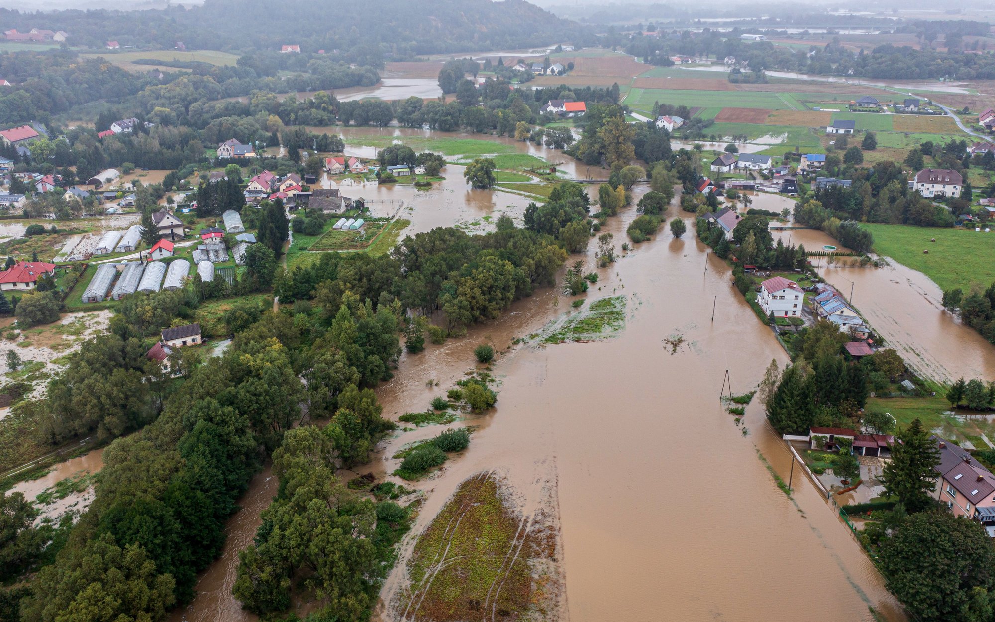 Niż Boris nad Polską. Południe kraju walczy z wielką wodą (GALERIA) - rp.pl