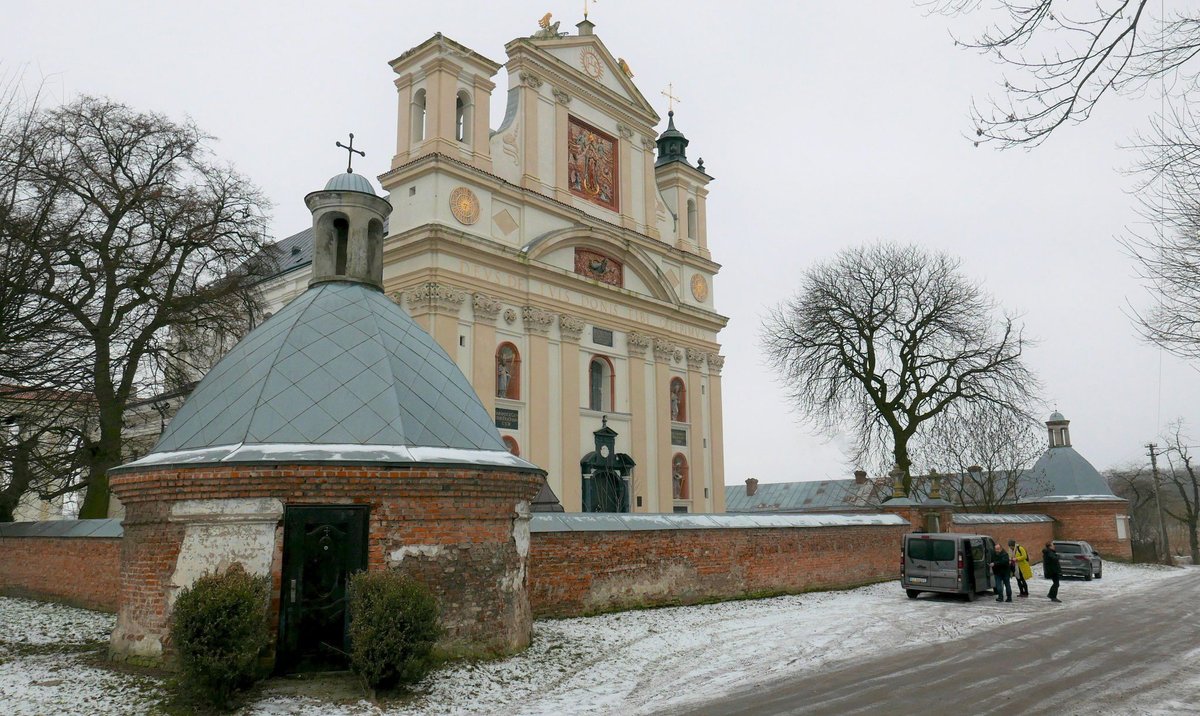 Mimo wojny Polacy nadal odnawiają perłę Wołynia - rp.pl